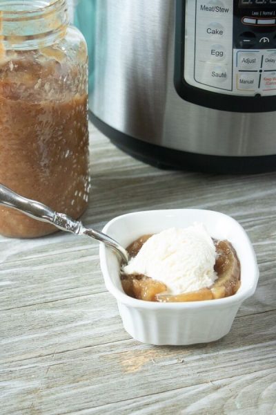 Super EASY Instant Pot Apple Pie Filling • Bake Me Some Sugar