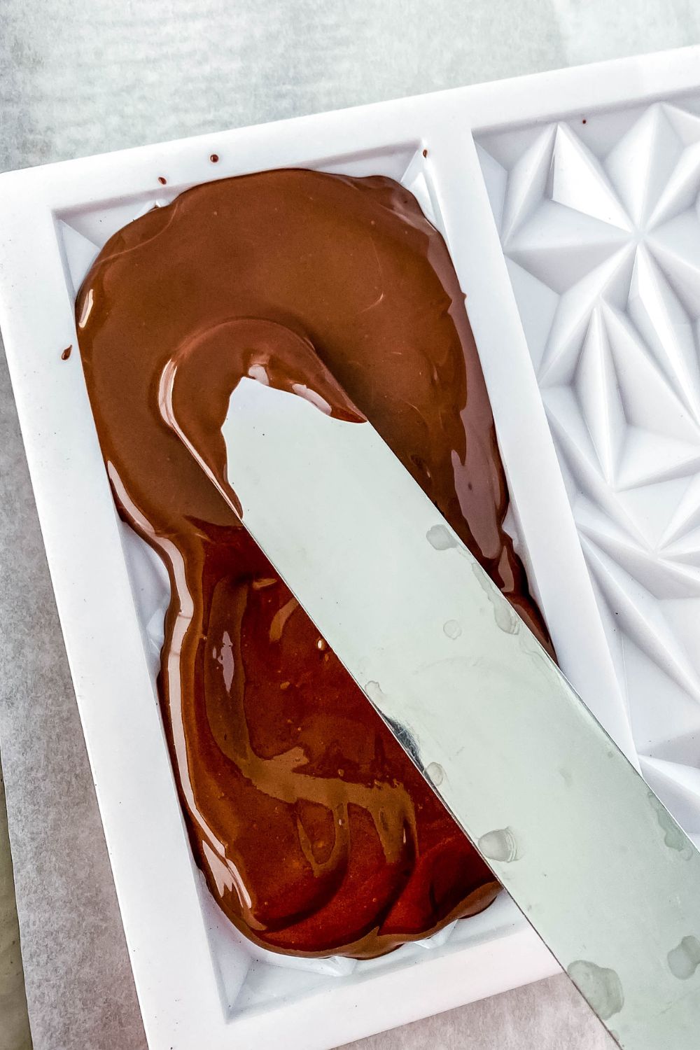 Homemade Christmas Chocolate Bars • Bake Me Some Sugar